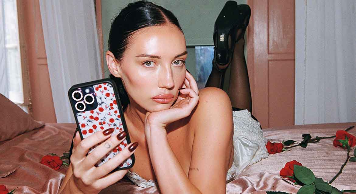 Red Roses – Wildflower Cases