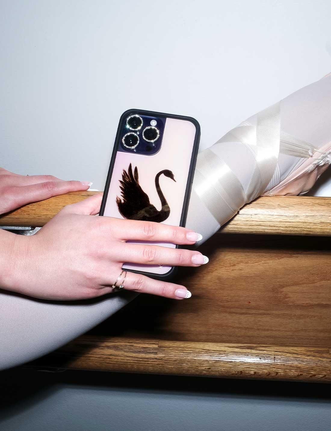 Black Swan iPhone 16 Pro Max Case – Wildflower Cases