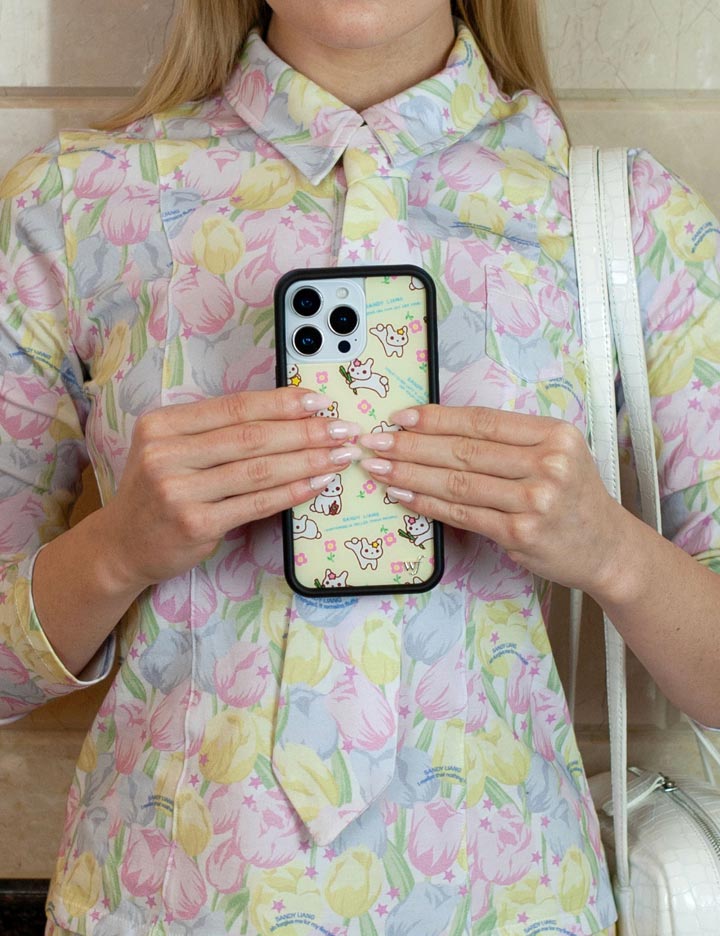 Sandy Liang Bunny Gift Wrap iPhone 17 Pro Max Case – Wildflower Cases